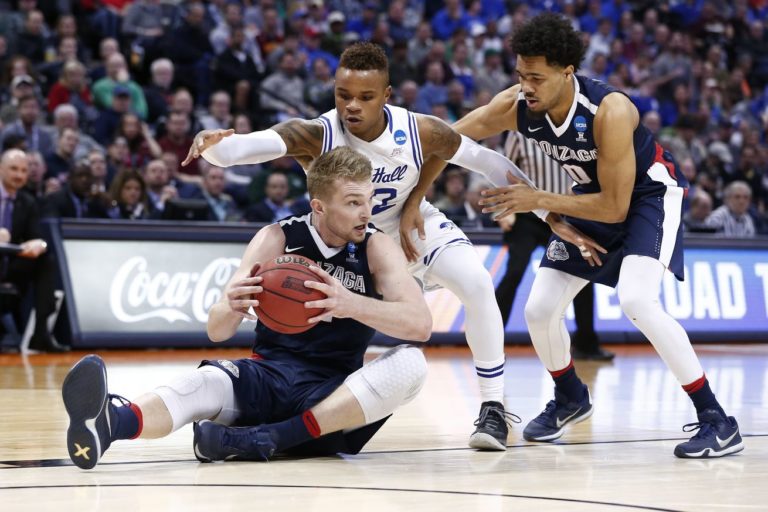 8 Keys to Playing Defense in Basketball - Basketball HQ